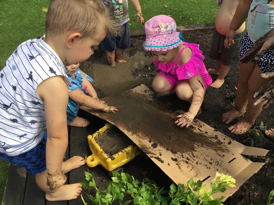 The Benefits of Messy Play